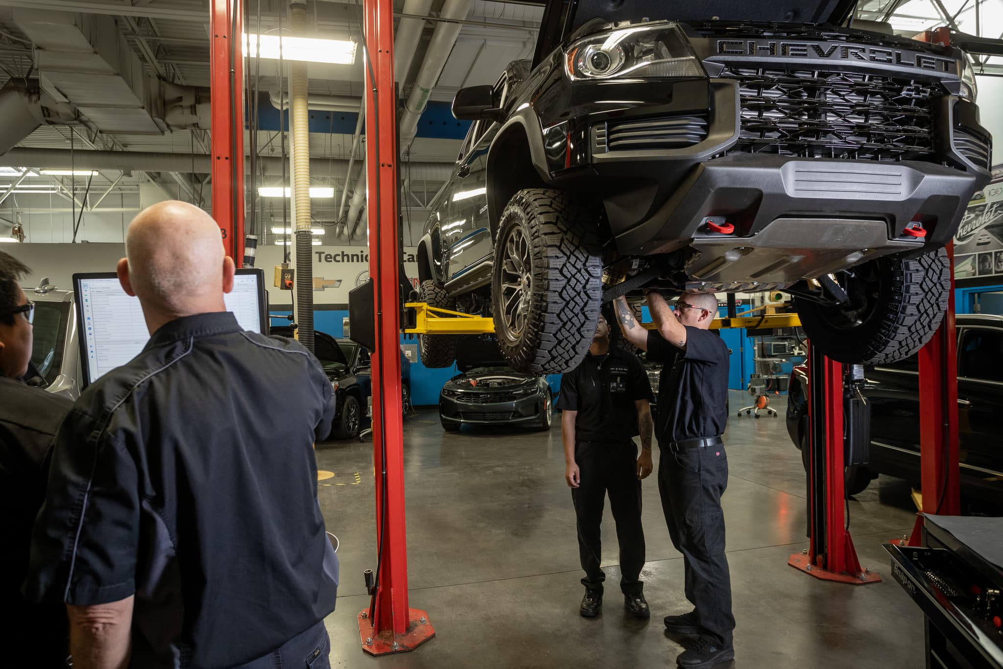 Mechanic School | Automotive Trade School for Technicians