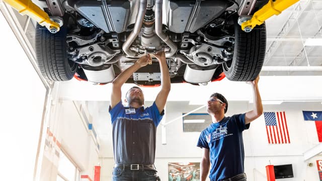 Automotive Technician Training Program | UTI